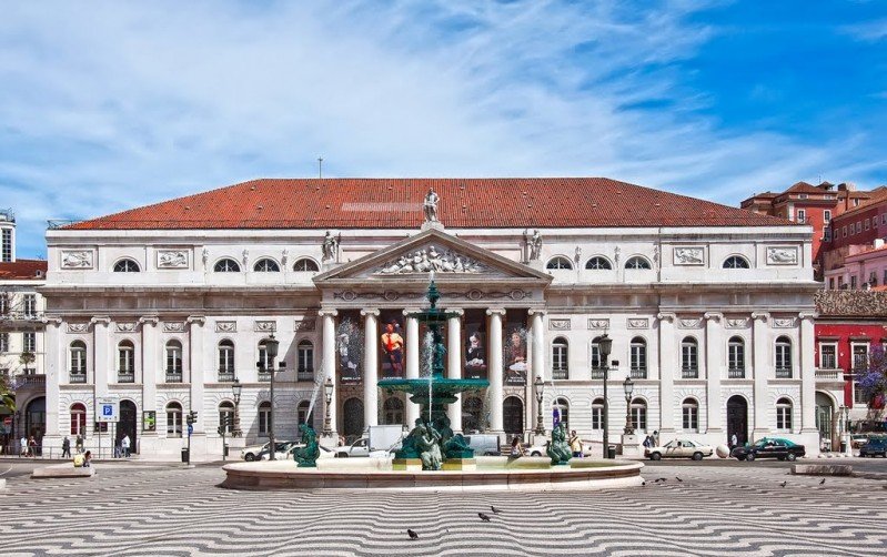 Teatro Nacional D. Maria II - perto do 9 Hotel Mercy Lisboa | Bairro Alto