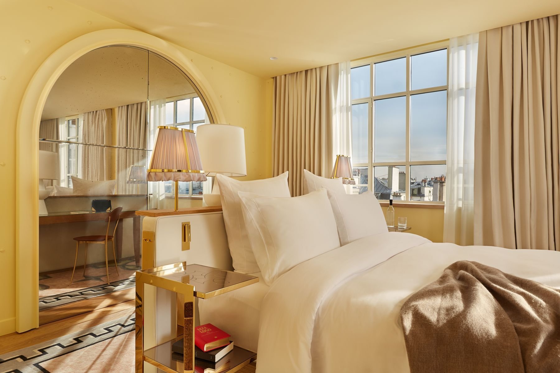 9Confidentiel Hotel 4* | Design & Luxury - Paris’ Le Marais | Official Site