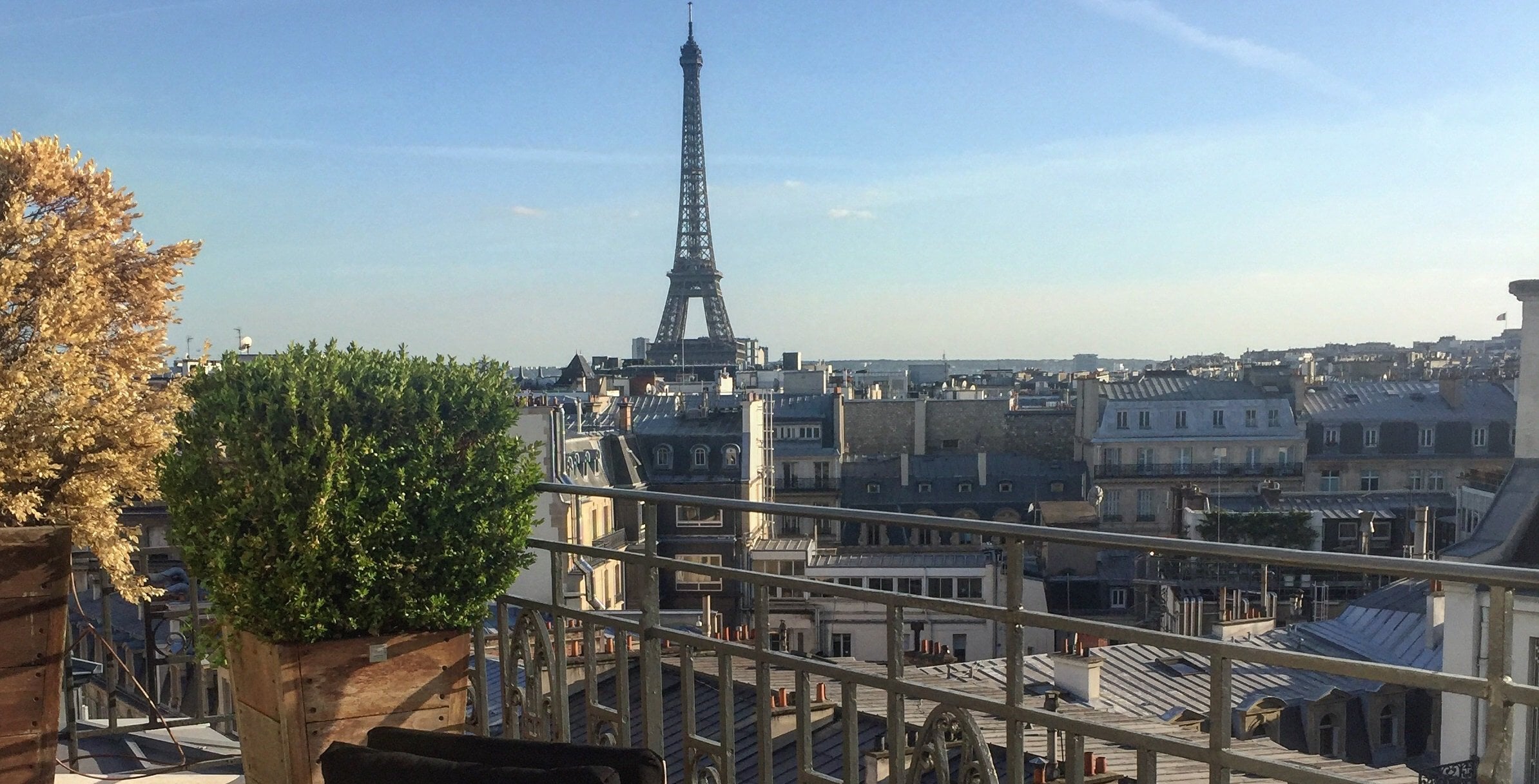 Marignan Champs-Elysées | Rooms | Room with Eiffel Tower view
