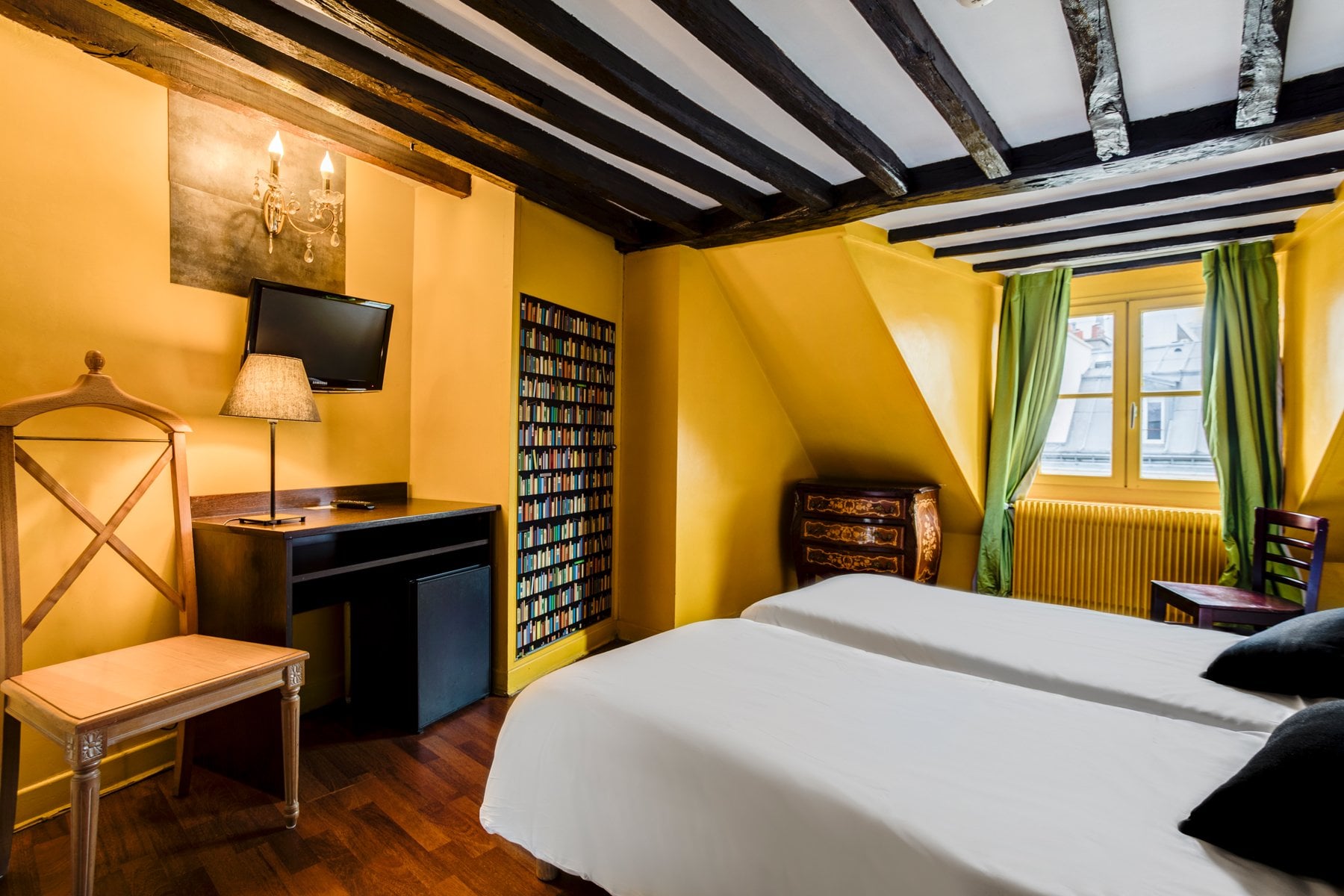 ABSOLUTE HOTEL